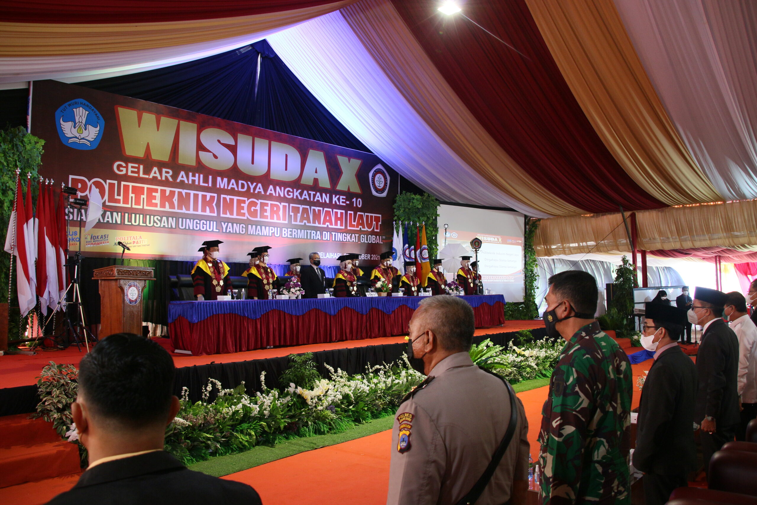 Open Senate Session for the 10th Graduation of Politeknik Negeri Tanah ...